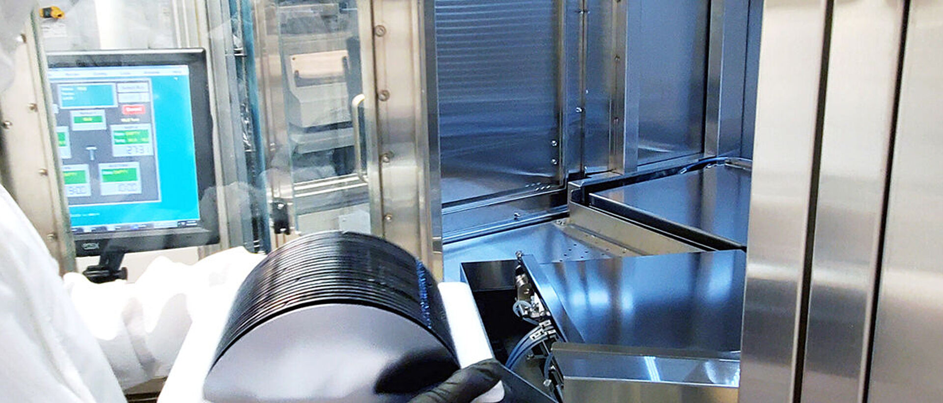 High End Semiconductor Processing For Lab And Small Production Rena